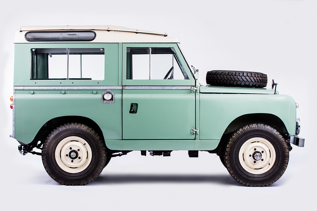 Land Rover Series II A 4x4 1968 - Hess Classic Collection